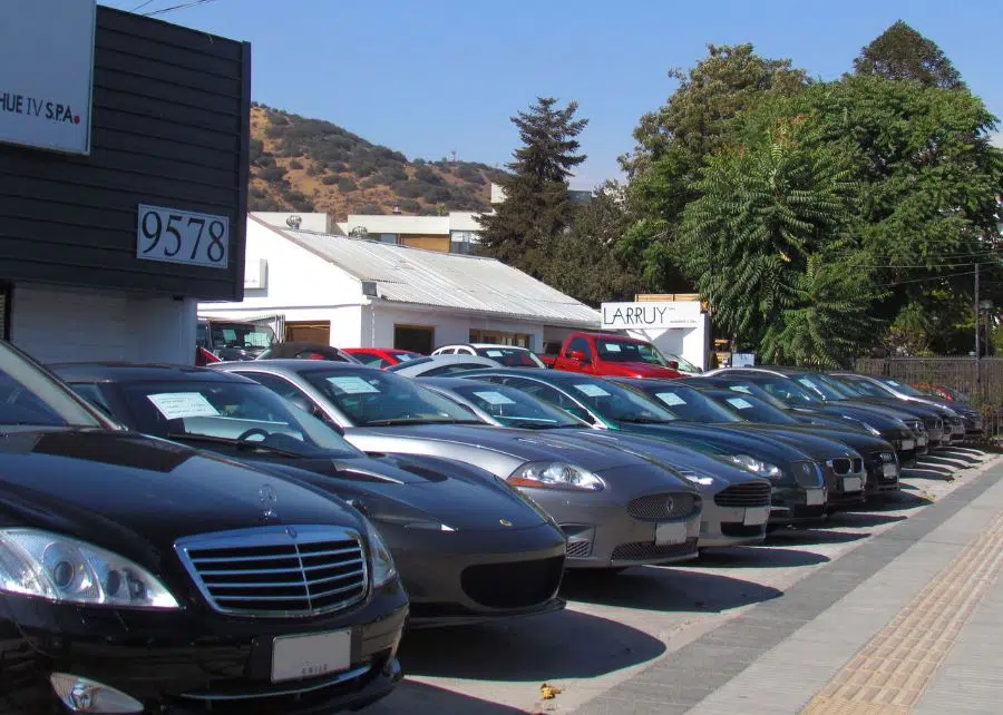 A Guide To Buying Your First Car Jam Jar